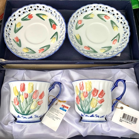 Delftware | Dining | Delftware Royal Twickel Tulip Tea Set | Poshmark